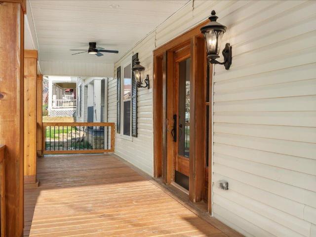 221 W Hickman Street