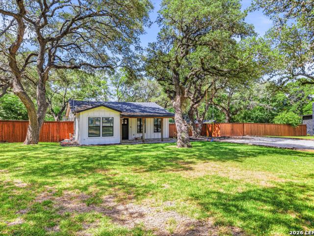 221 W Highland Dr