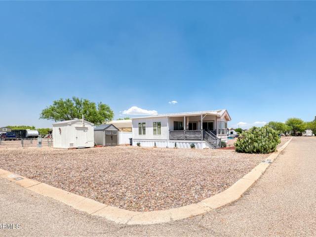 221 W Joshua Cactus Lane