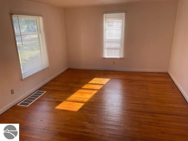 221 W Locust