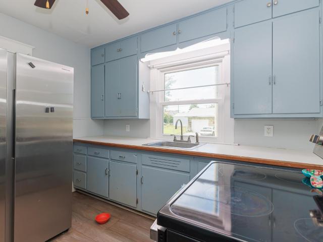 221 W Memorial Drive
