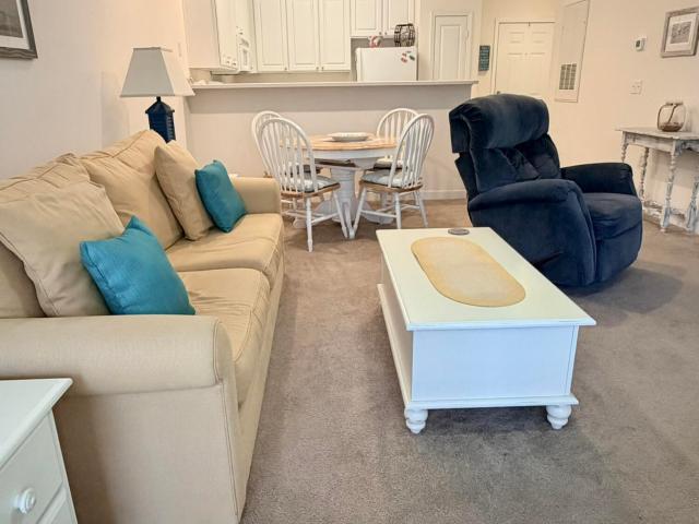 221 Woodlands Way # Unit 16