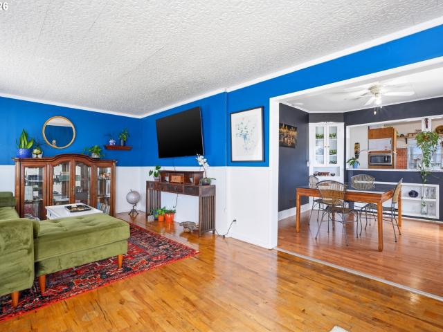 221 walnut st