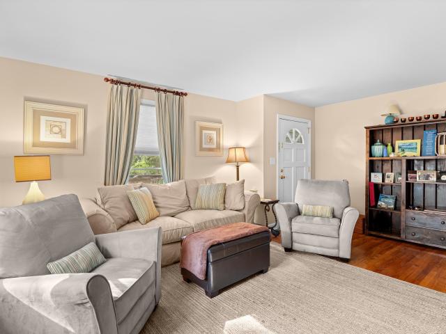 221 Windover Dr