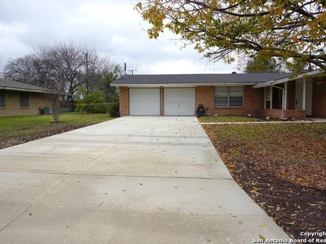 221 Windcrest Dr