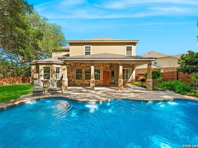 221 Windsor Dr