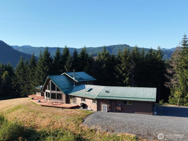 221 Winslow Lane