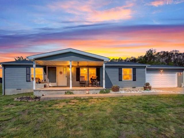 221 Twilight Dr, Jackson, OH 45640