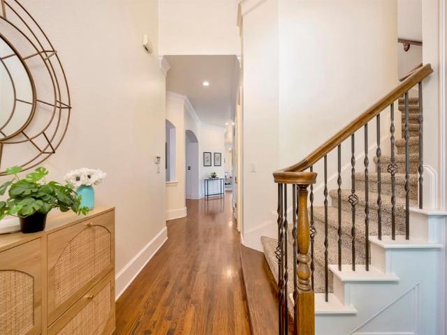 221 Versailles Lane