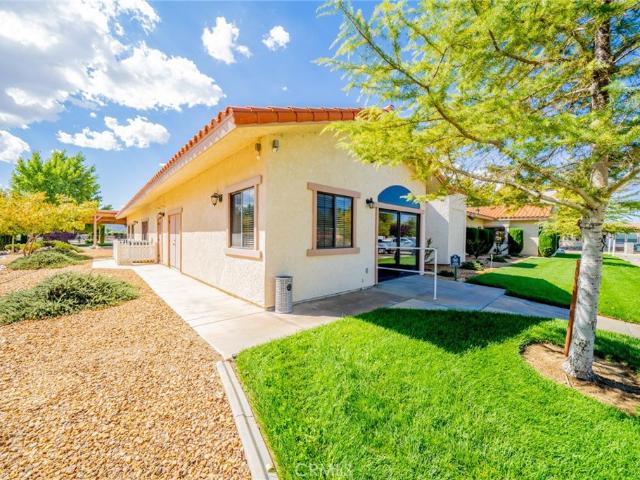 22241 Nisqually Rd, Unit 74, Apple Valley, CA 92308 | MLS #DW26048