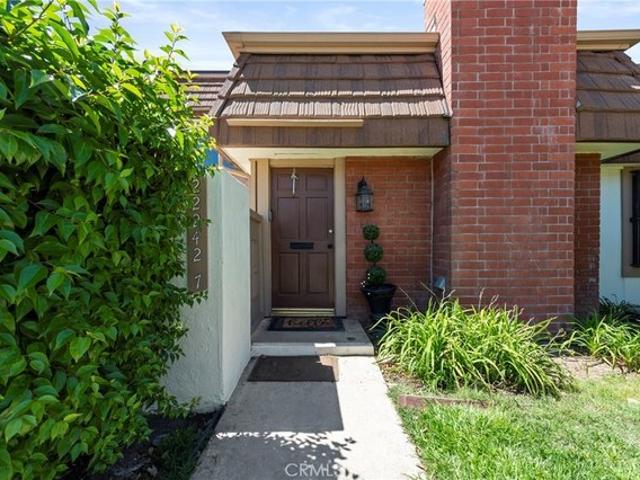 22242 Germain St Unit 7, Chatsworth, CA 91311