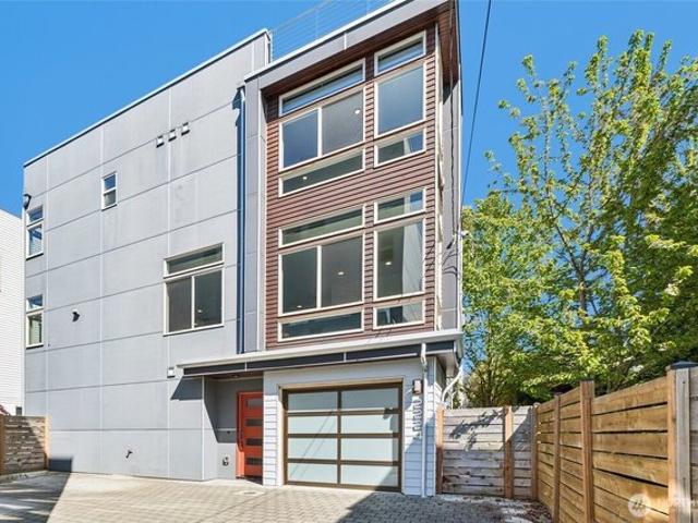 2224 NW 63rd St, Seattle, WA 98107