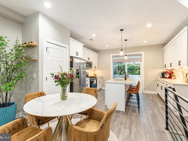 2224 N Hope St, Philadelphia, PA 19133