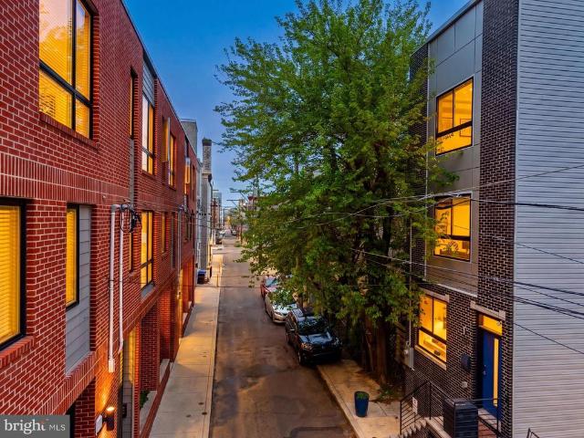2224 N Hope Street