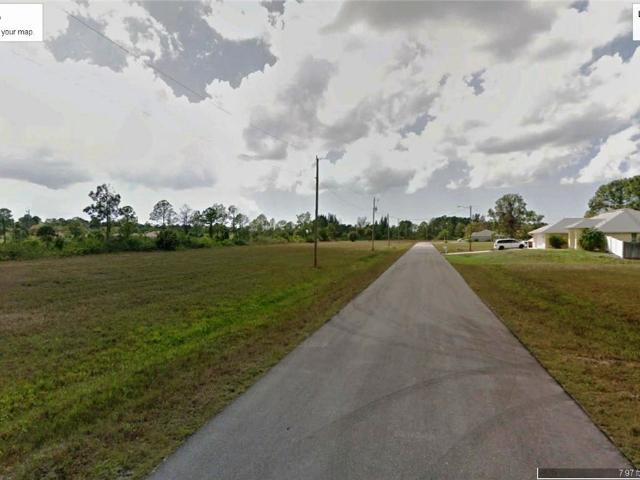 2224 NE 33rd Ln, Cape Coral, FL 33909 | MLS #222015