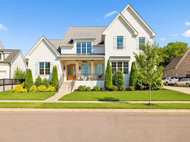 2224 Brakeman Ln