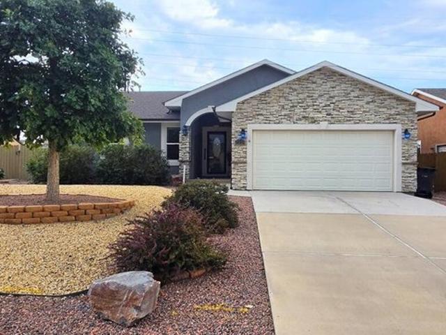 2224 Crestwood Ln, Pueblo, CO 81008