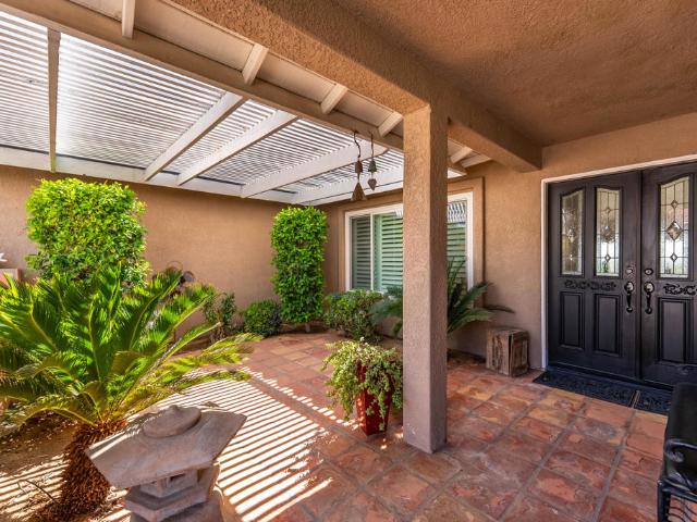 2224 Dekens Court