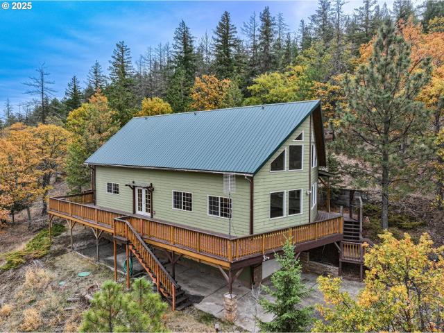 2224 foster pl
