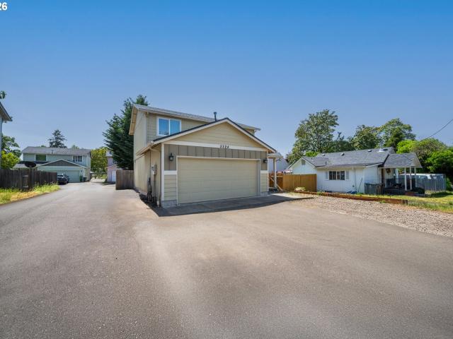 2224 front ave