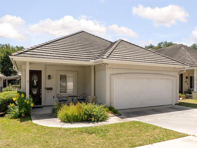 2224 Garden Ct