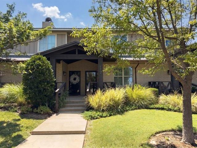 2224 Kavanaugh Blvd, Oklahoma City, OK 73120