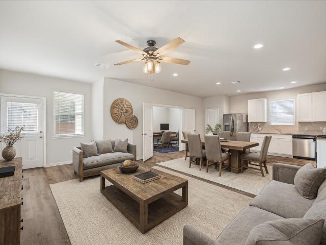 2224 Raider Dr, Conroe, TX 77301 | MLS #98963