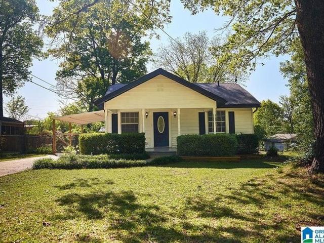 2224 1st St, Center Point, AL 35215