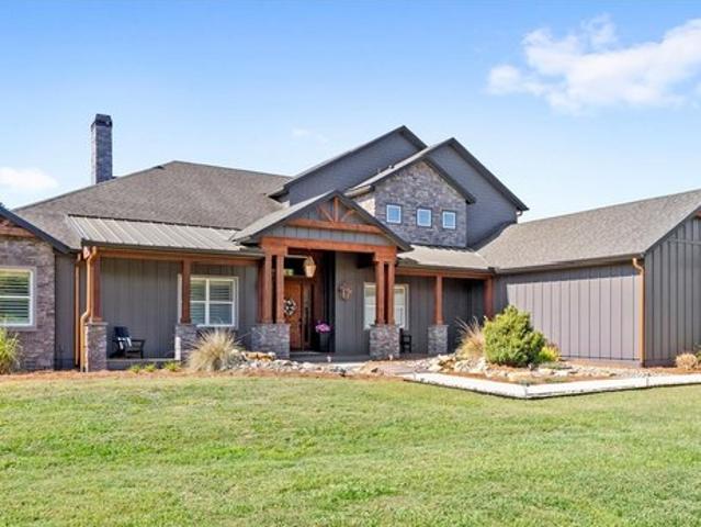22250 Deer Park Ave, Eustis, FL 32736