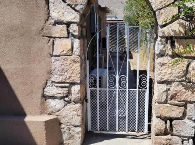2225 Magoffin A & B, El Paso, TX 79901