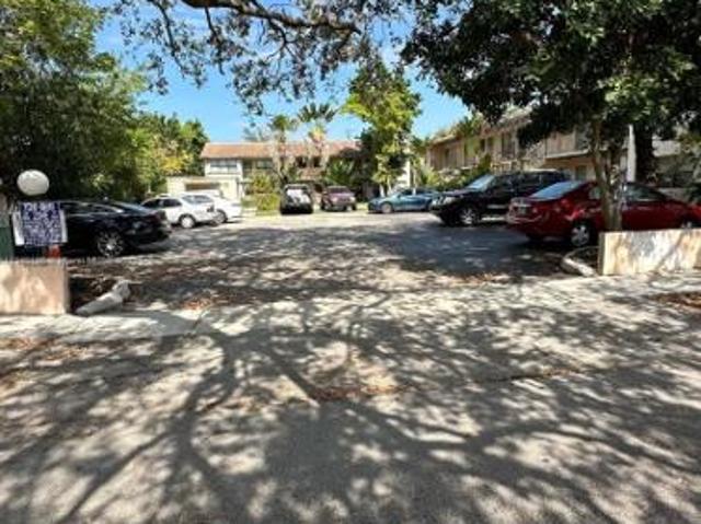 2225 Monroe St #B2, Hollywood, FL 33020