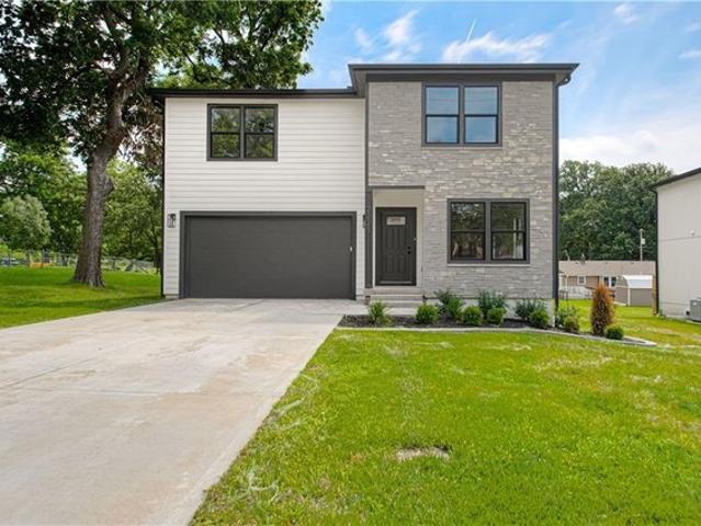 2225 N 85th St, Kansas City, KS 66109
