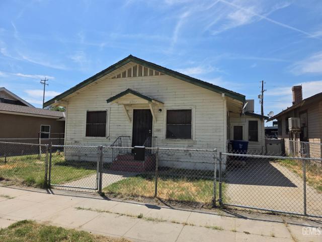 2225 O Street