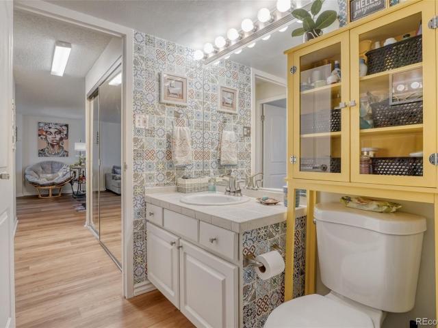 2225 Buchtel Blvd S, Unit 305, Denver, CO 80210 | MLS #7517