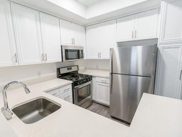 2225 Beverly Glen Blvd. Studio Apartment for Rent at 2225 S Beverly Glen Blvd, Los Angeles, CA 90064 Westside