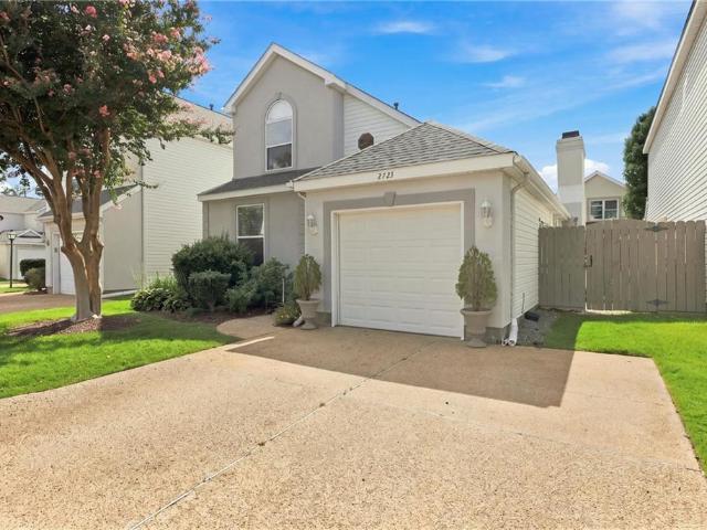 2225 Cape Arbor DR