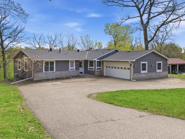 2225 Chestnut Road