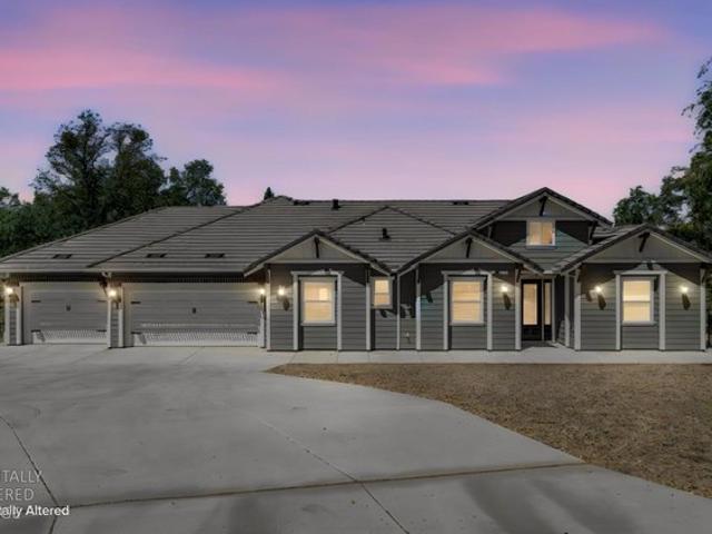 2225 Clair Ct, Valley Springs, CA 95252