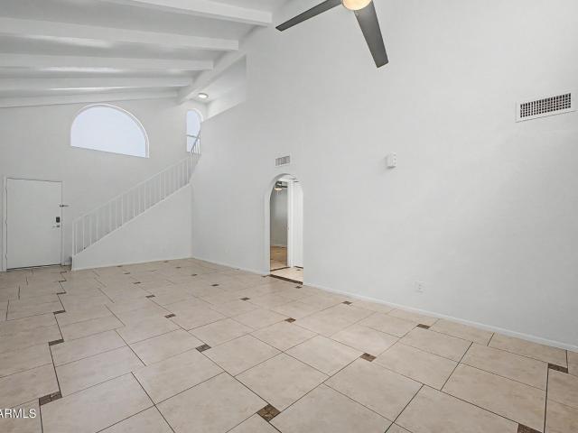 2225 e catalina drive