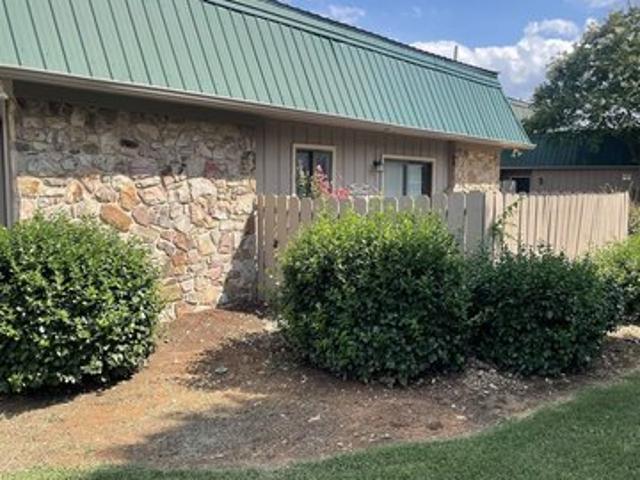 2225 Golf Rd SW Apt 320, Huntsville, AL 35802