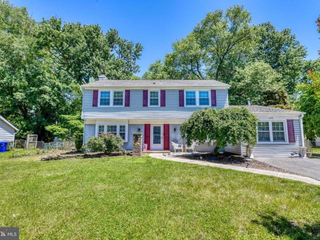 2225 Harwood Lane