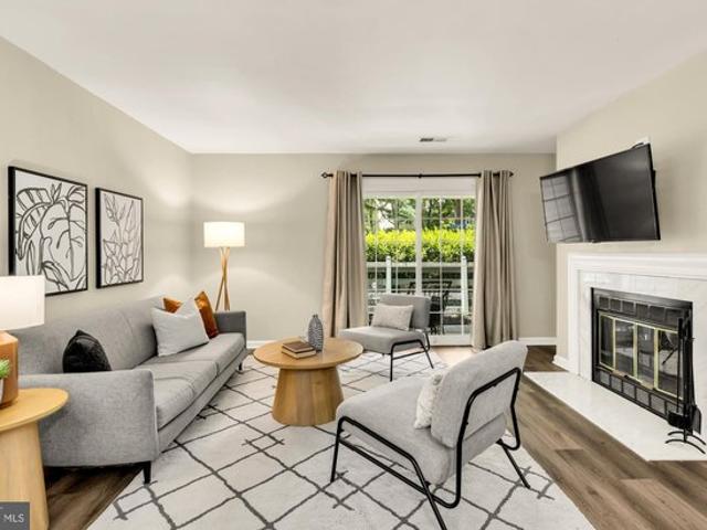 2225 Lovedale Ln Unit 303A, Reston, VA 20191