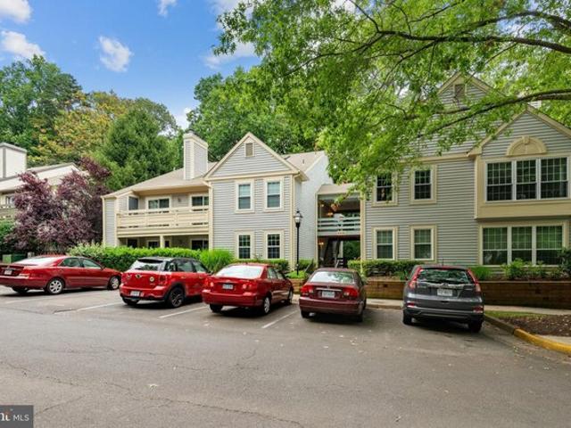 2225 Lovedale Ln Unit 303E, Reston, VA 20191