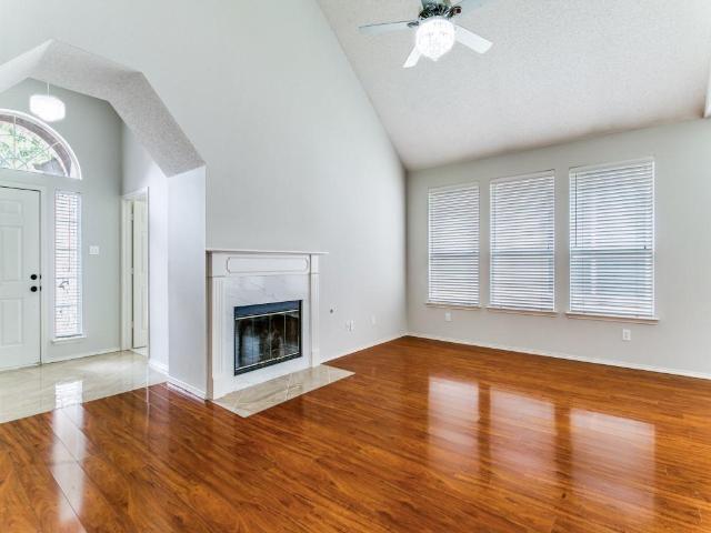 2225 Starleaf Place