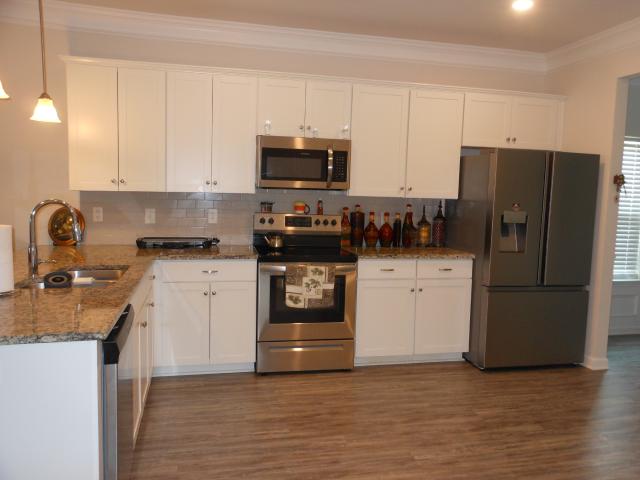 2225 Silverton Dr