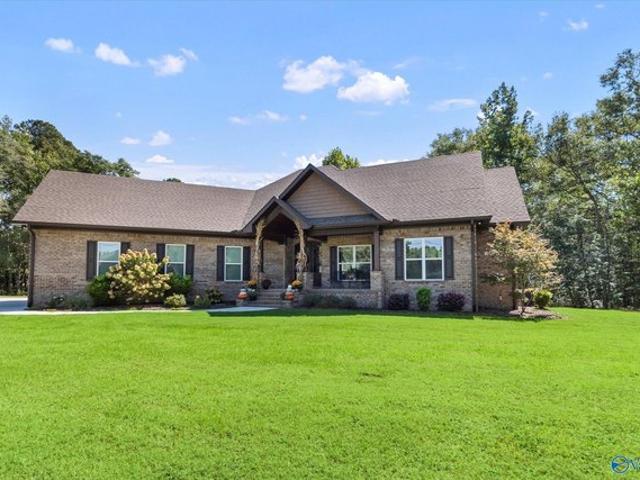 2225 Walnut St, Albertville, AL 35950