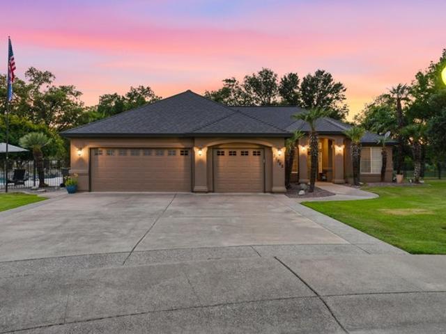 22262 Golftime Dr, Palo Cedro, CA 96073