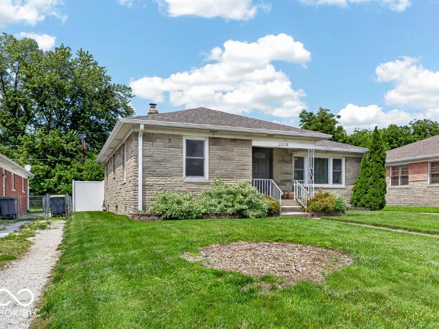 2226 Main Street