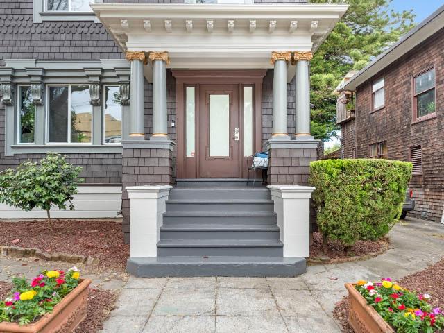 2226 Blake Street