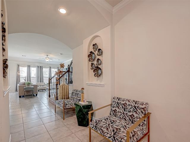 2226 Blakely Grove Lane